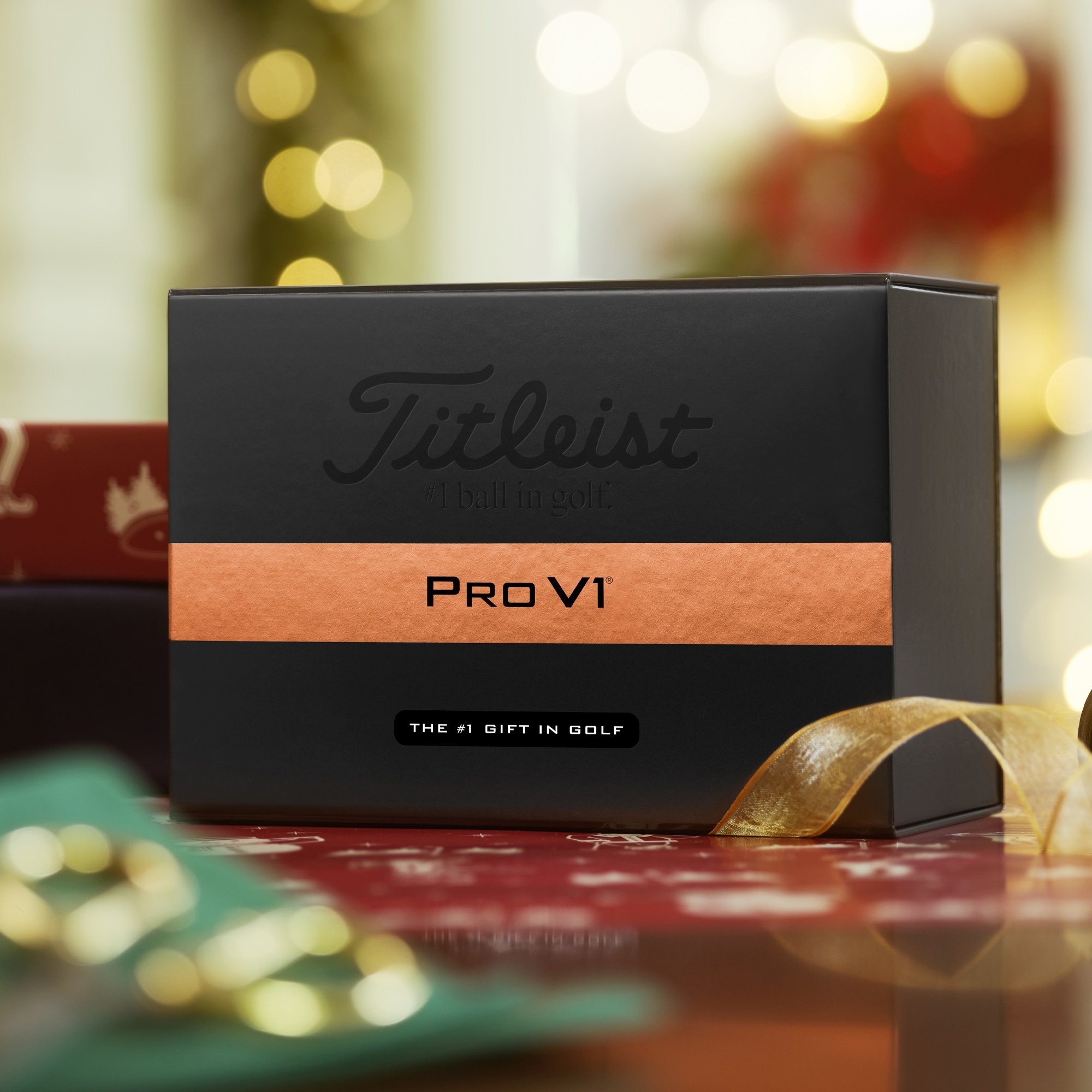 Titleist Pro V1 Holiday 2-Dozen Gift Box | Pro V1 Golf Balls